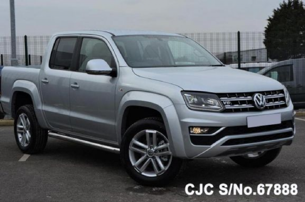 Volkswagen Amarok Silver | Cars for Diplomats